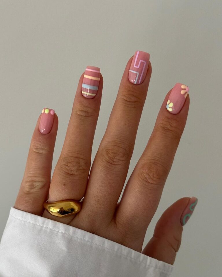 50 Best Short Spring Nails You'll Want to Try